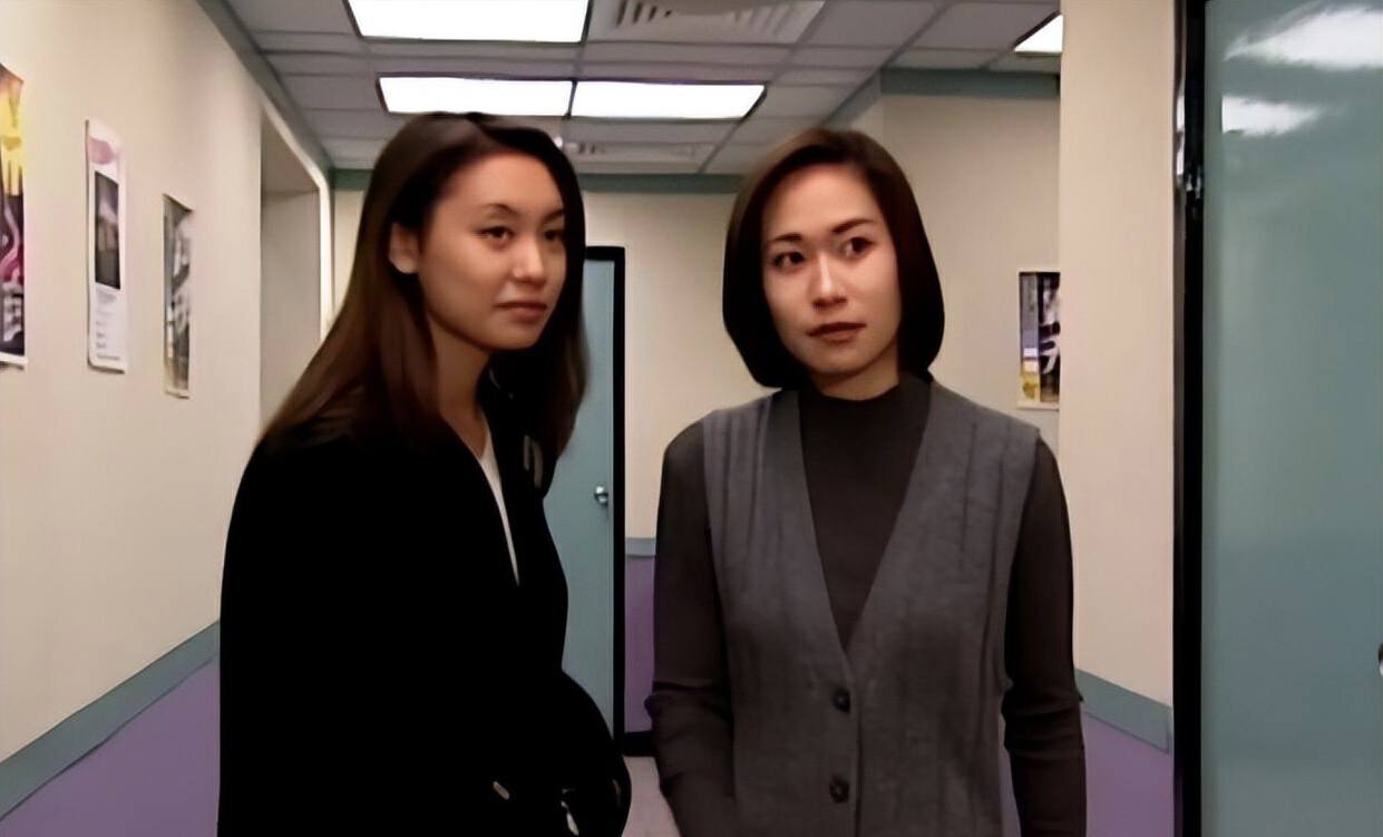 In the 1990s, Hong Kong sisters gathered for a group photo! Some people ...