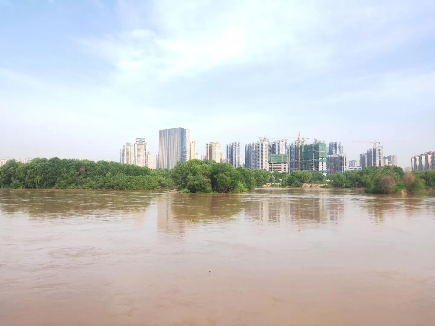 Lanzhou Wuquan Mountain - iNEWS