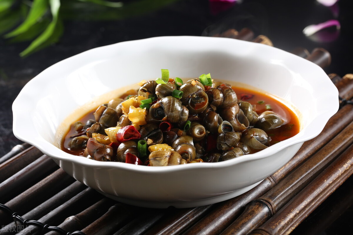 Hunan cuisine boiled flower snails in spicy wine, taste traditional ...