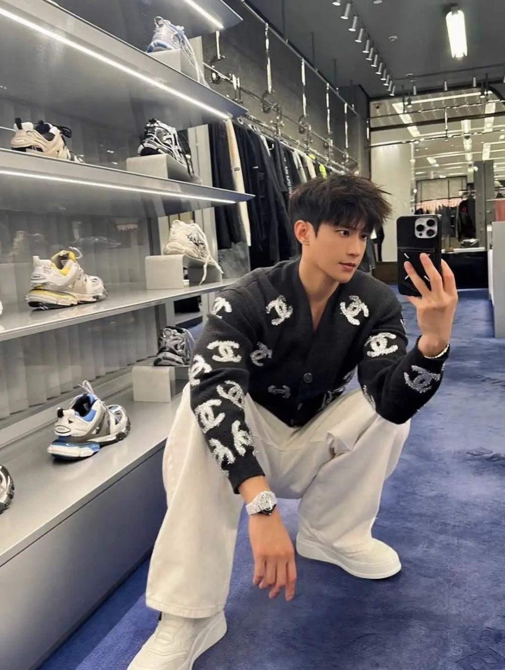 Wu Chuyi revealed that he gave birth to a child out of wedlock at the ...