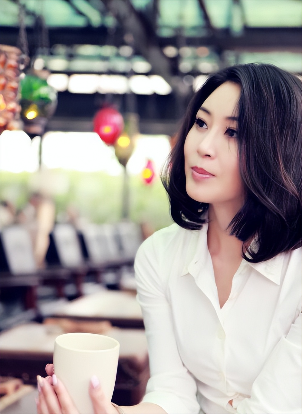 The talented hostess became the mistress of a high-ranking official ...