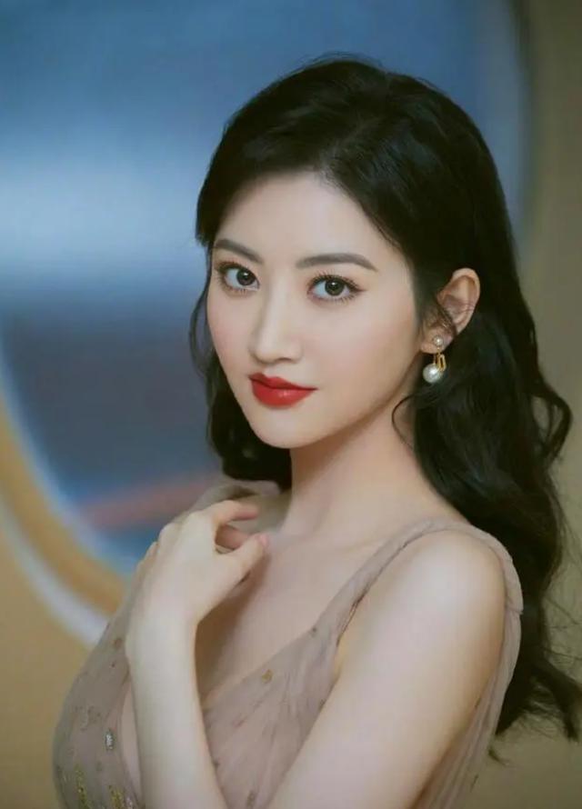 More details of Jing Tian's private video are exposed, a total of 3 and 1 screenshot, Zhang Jike ...