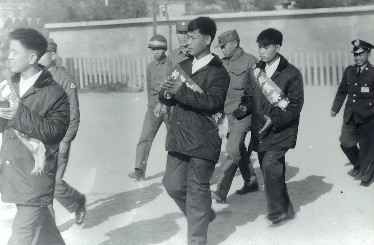 The three Wu brothers defected to Taiwan and shot and killed seven ...