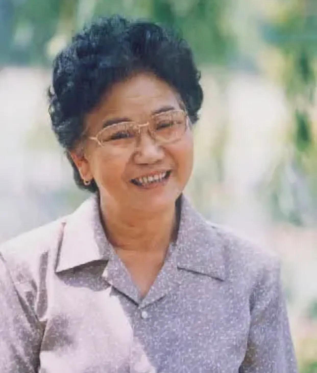 Zhao Lirong, the queen of sketches, an eternal classic - iNEWS