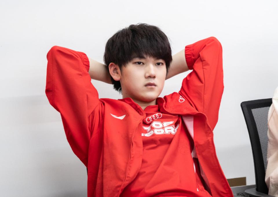 冤枉lwx了？王思聰本人爆料：LPL的大瓜是JKL和uzi，管總組的局 - 頭條匯