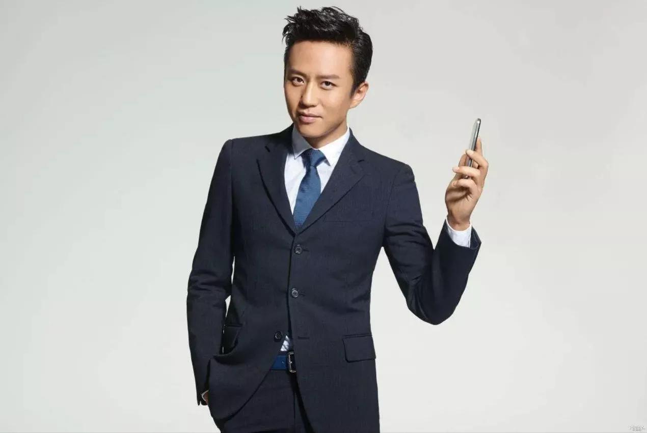 How strong is the lineup of hosts for the closing ceremony of the ...