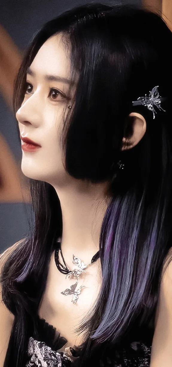 Rare Zhao Liying sick and delicate dark style wallpaper - iNEWS