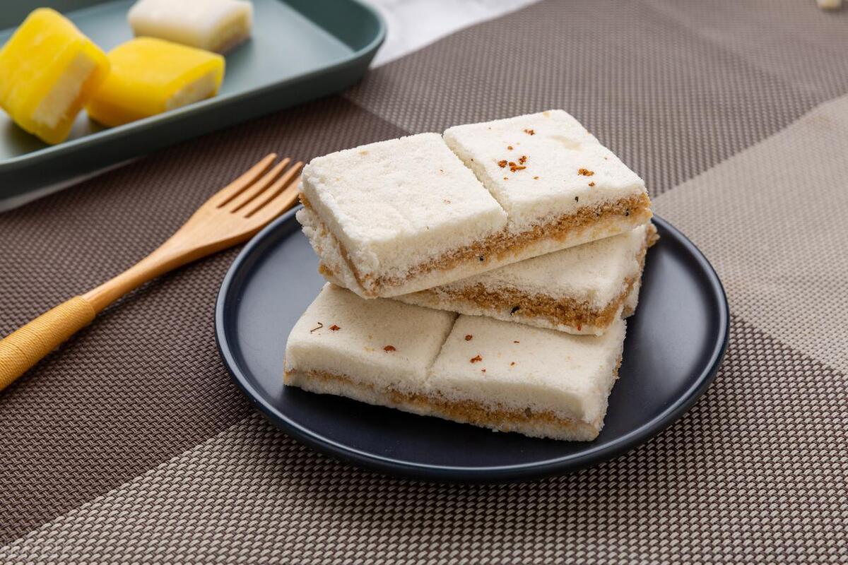Osmanthus cake, a traditional Chinese delicacy, allows you to taste the ...