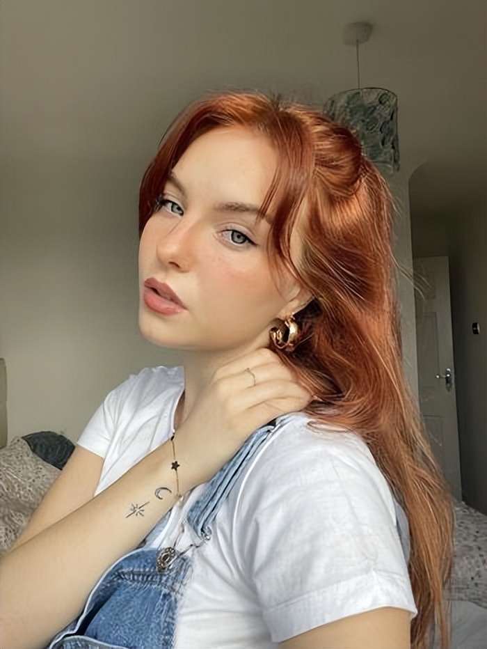 Nikole Nash's Stunning Beauty and Undeniable Talent - iNEWS