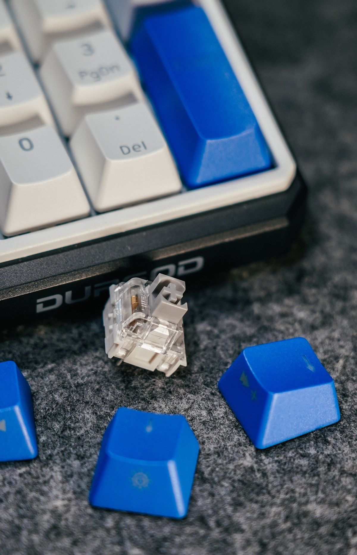 Three-mode custom silver-axis mechanical keyboard - simply cool and ...