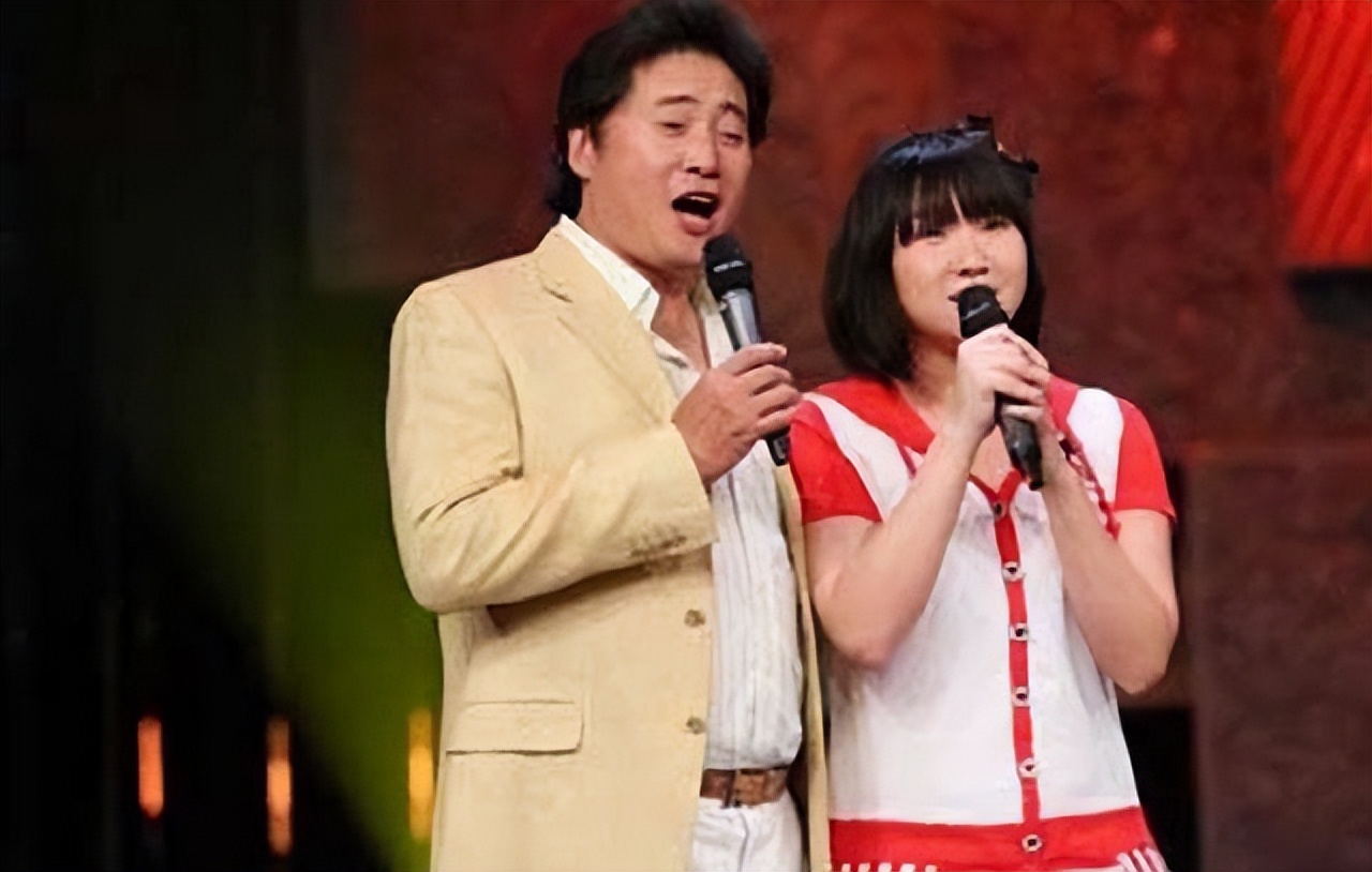 Famous tenor Dai Yuqiang: became famous at the age of 40, married his ...
