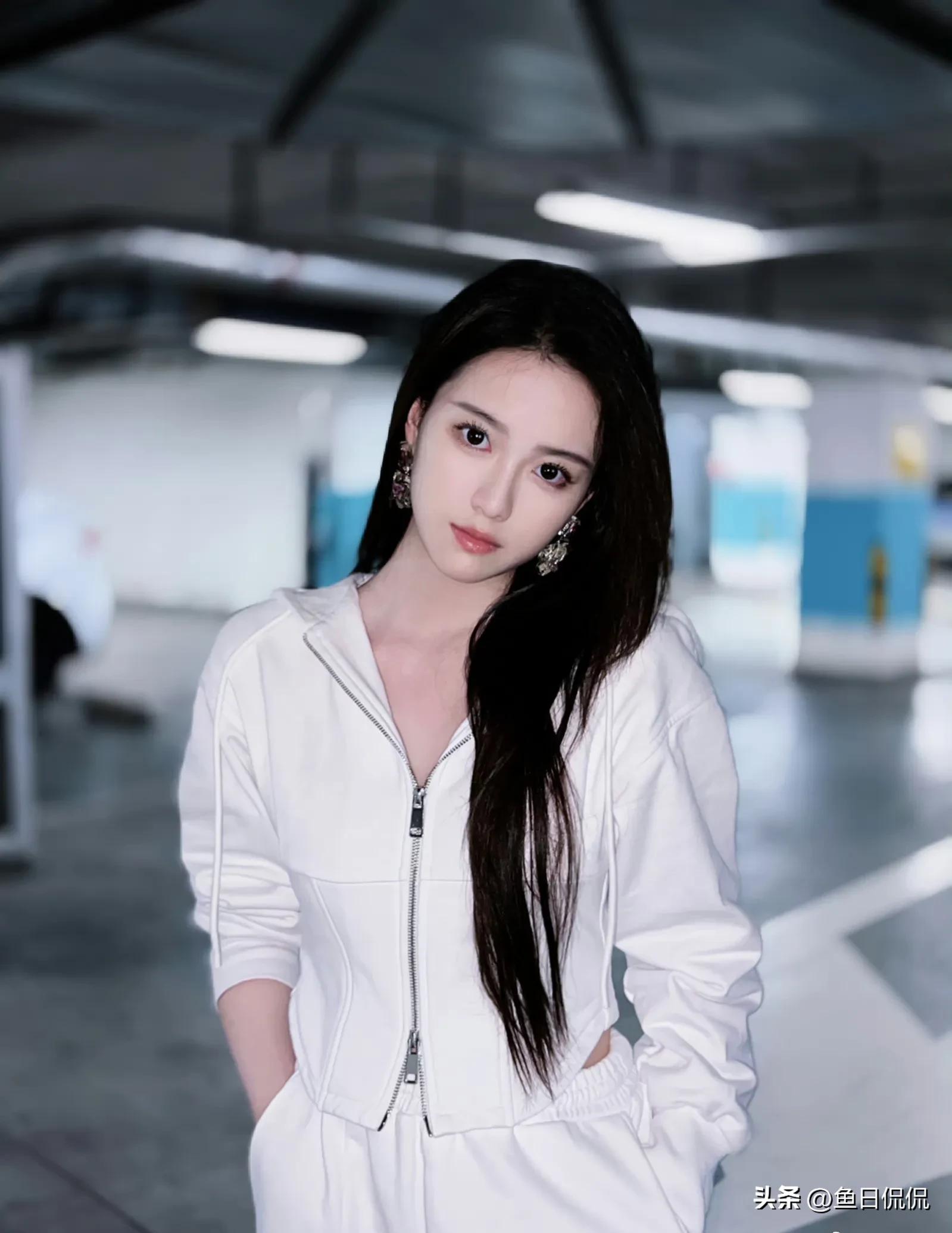 Actor Li Baihui - iMedia