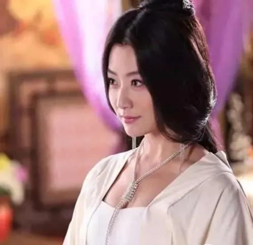 Misunderstood by history, "Eternal Demon Queen", "One Daughter Marries Five Emperors", Empress ...