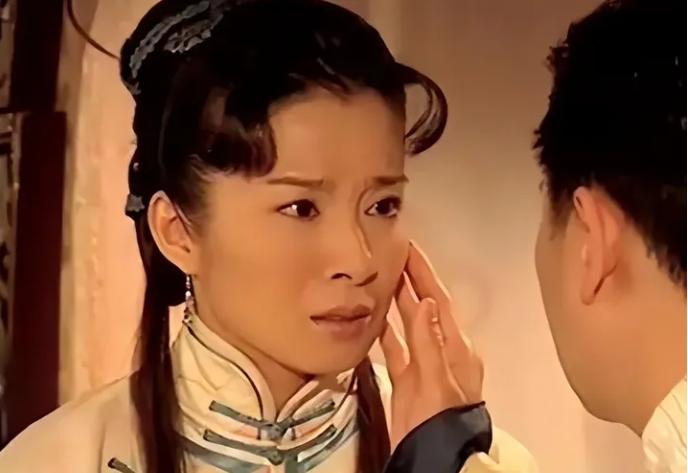 Legendary "dumb bride" Yue Ling: After 17 years, she will come back gorgeously, revealing her ...