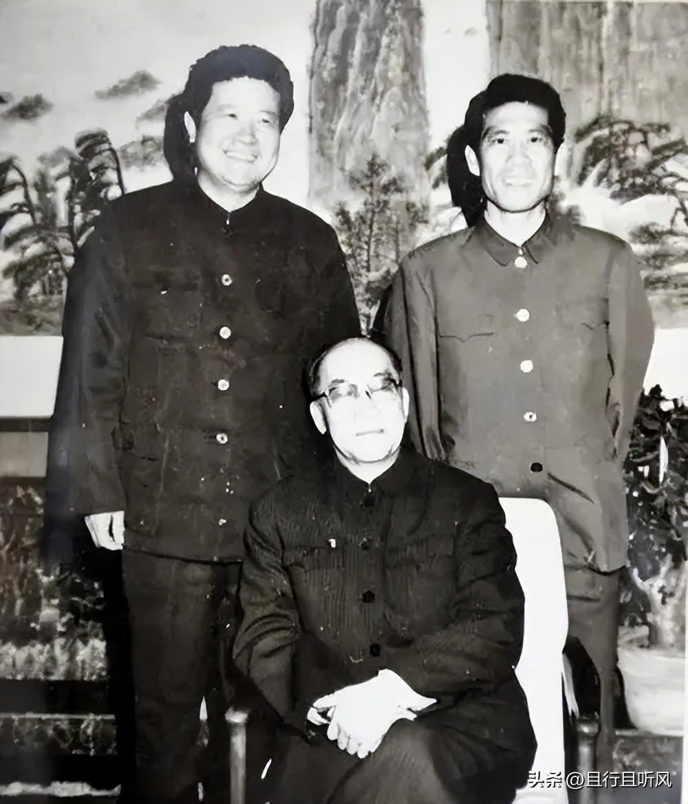 These two apprentices Hou Baolin on the same day, why did one approve ...