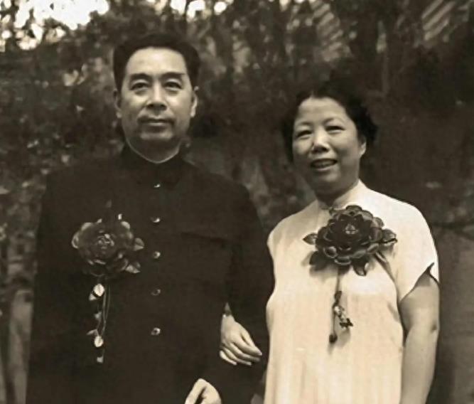10 rare old photos of Premier Zhou, the most handsome ones are the ...