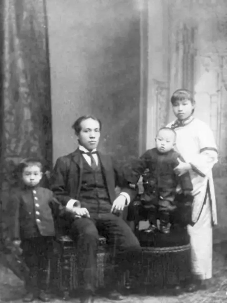 Liang Qichao's youthful spirit - iNEWS