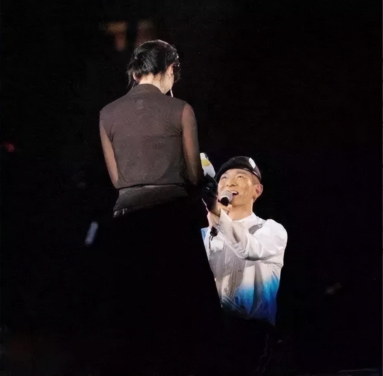 Rejecting Andy Lau's proposal, she fell in love with her boyfriend for ...