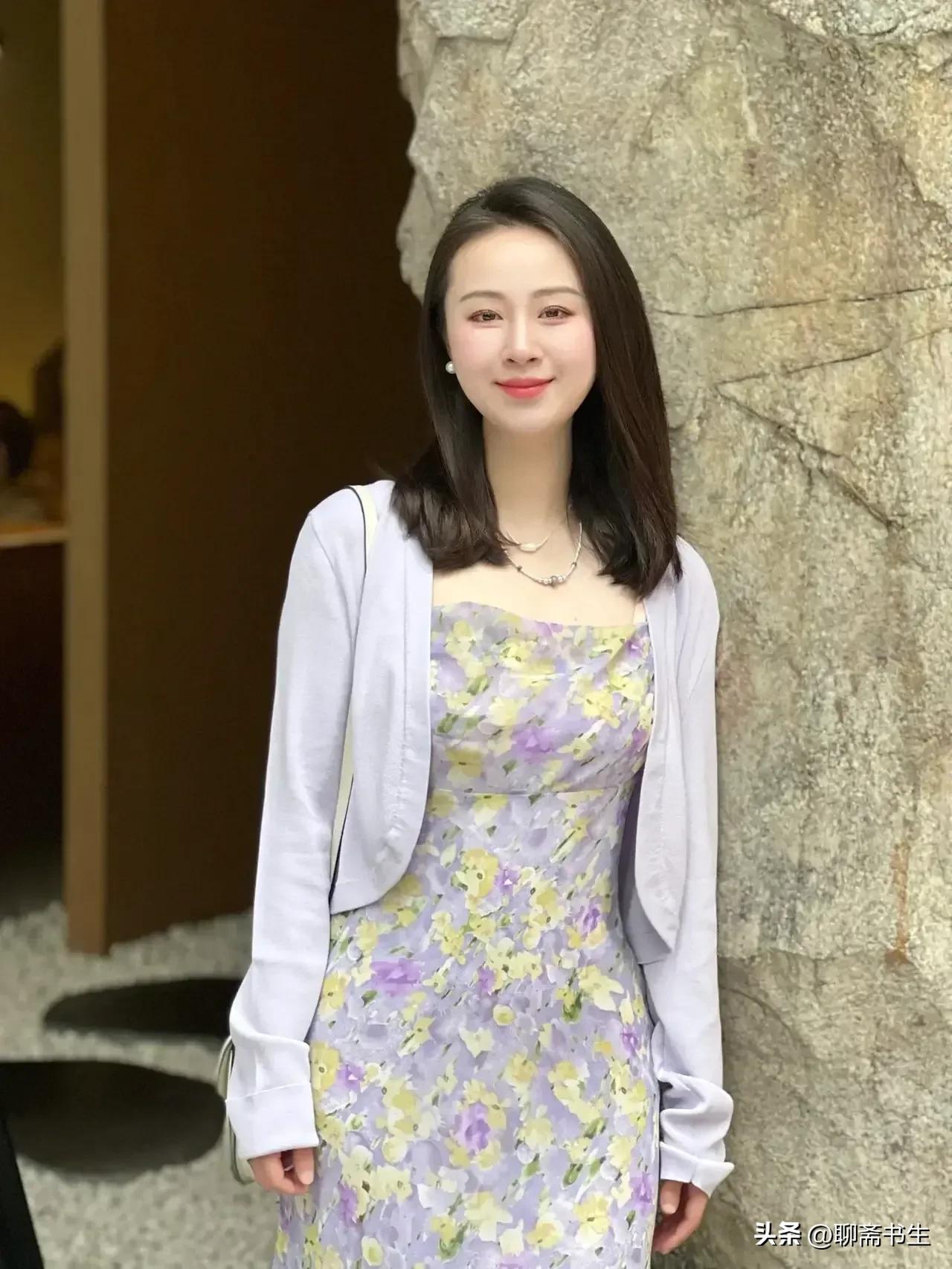 Full River Red·Old People and New Song Lian Nong Pong - iNEWS