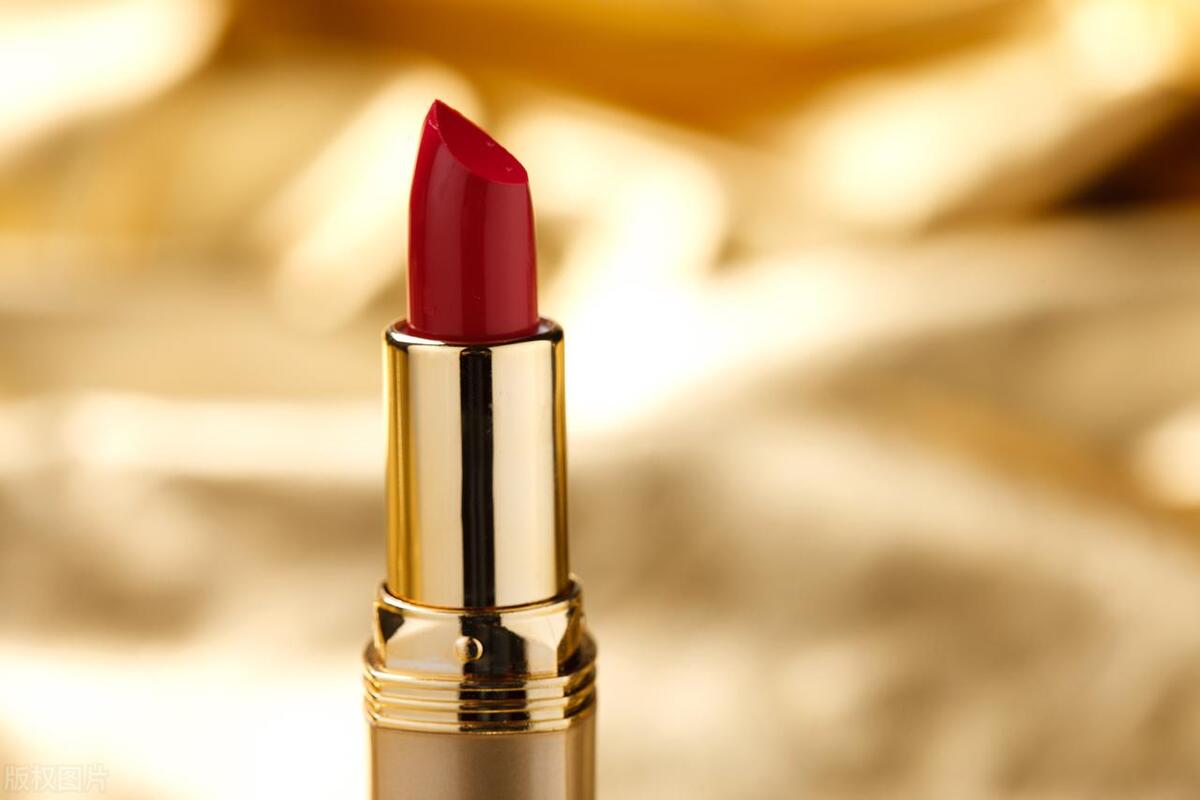 What is the lipstick effect? - iNEWS