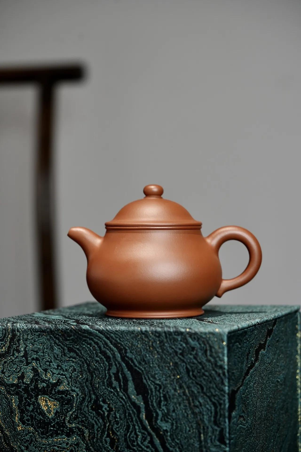 Purple mud, clear cement, downhill mud, old section pot - iNEWS