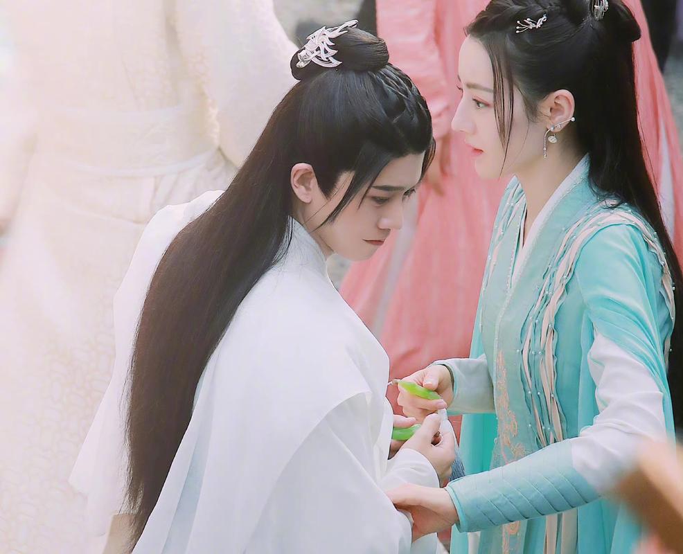 How many of Youku's 11 dramas with over 10,000 hits in the past two ...