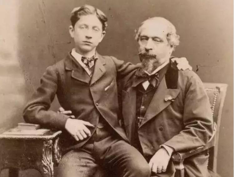 The Causes and Influences of the Development of French Archives During ...