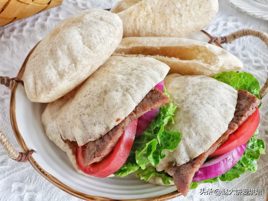 Knead it, bake it, make it plump, fill it with what you want, simple, quick and nutritious - iMedia