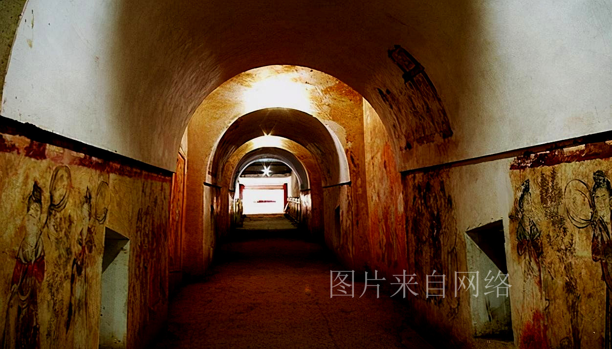 Tomb robber sits alone on a pile of gold and silver in a thousand-year ...