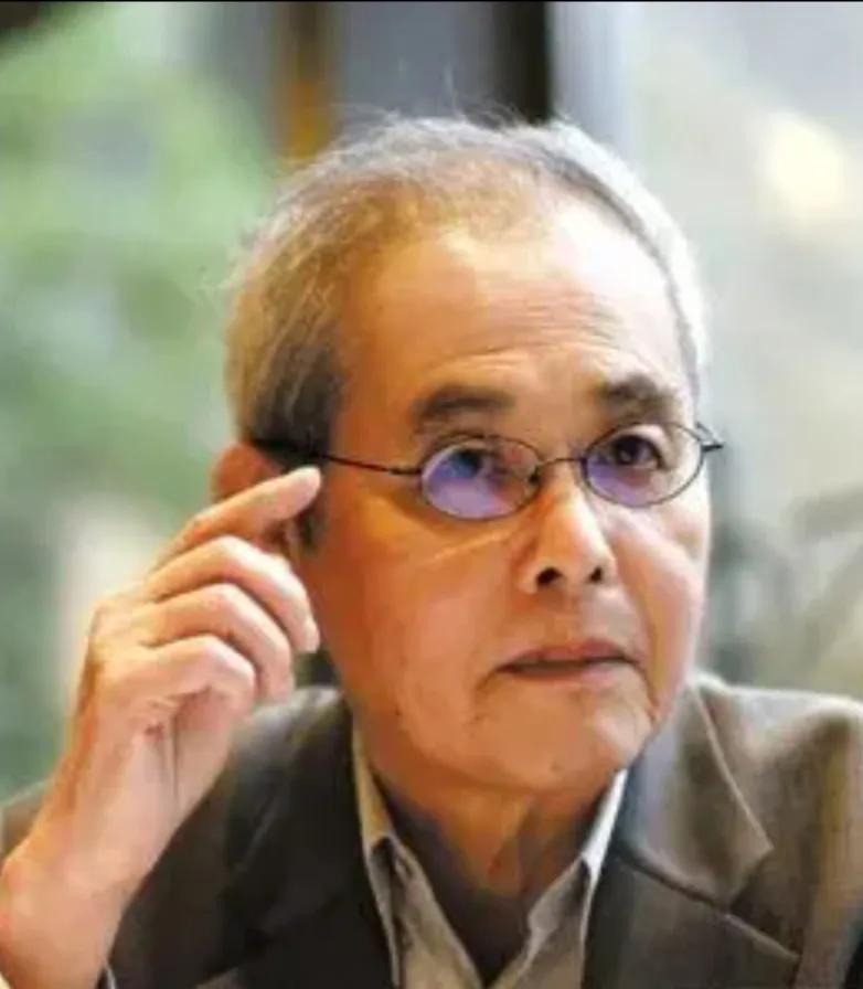 First Reading Impressions of Haizi and Yang Mu - iNEWS