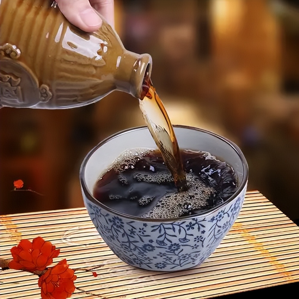 Analyze the development of ancient Chinese wine culture and reveal why ...