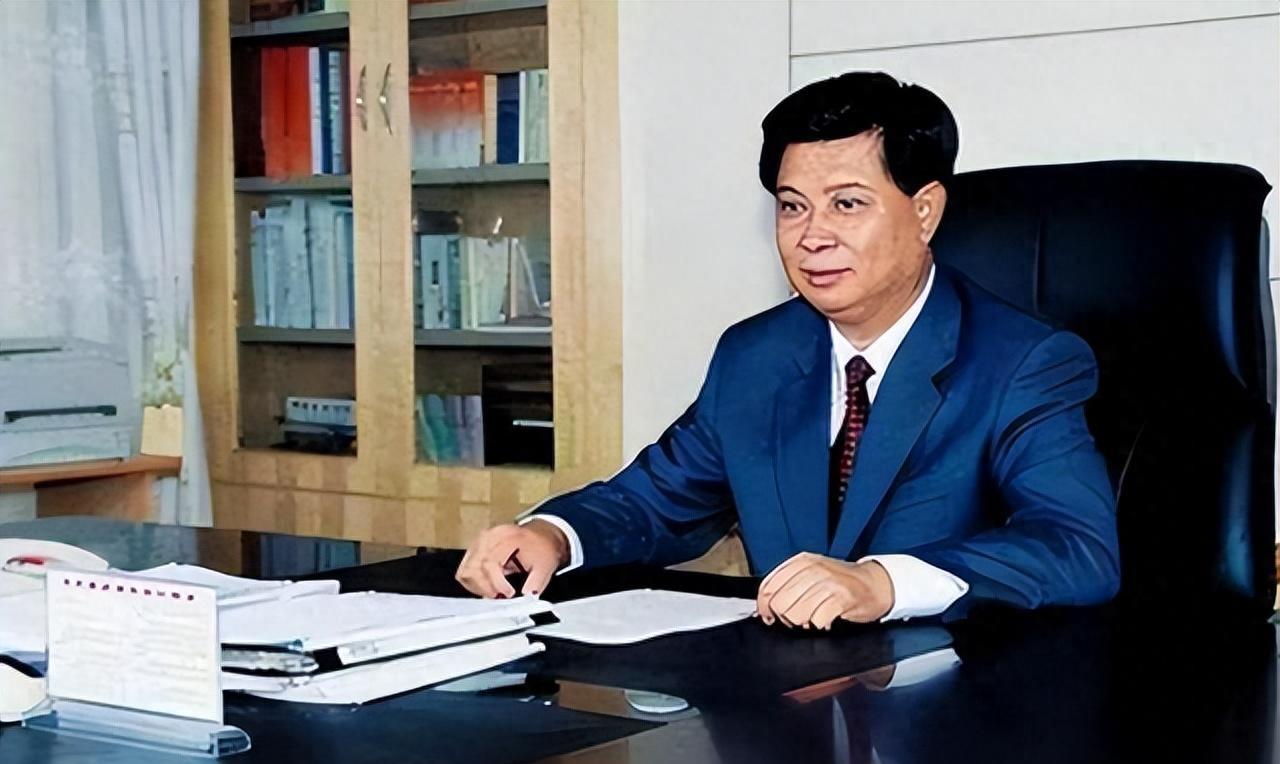"Lawful and corrupt official" Luo Yingguo: made hundreds of millions of ...