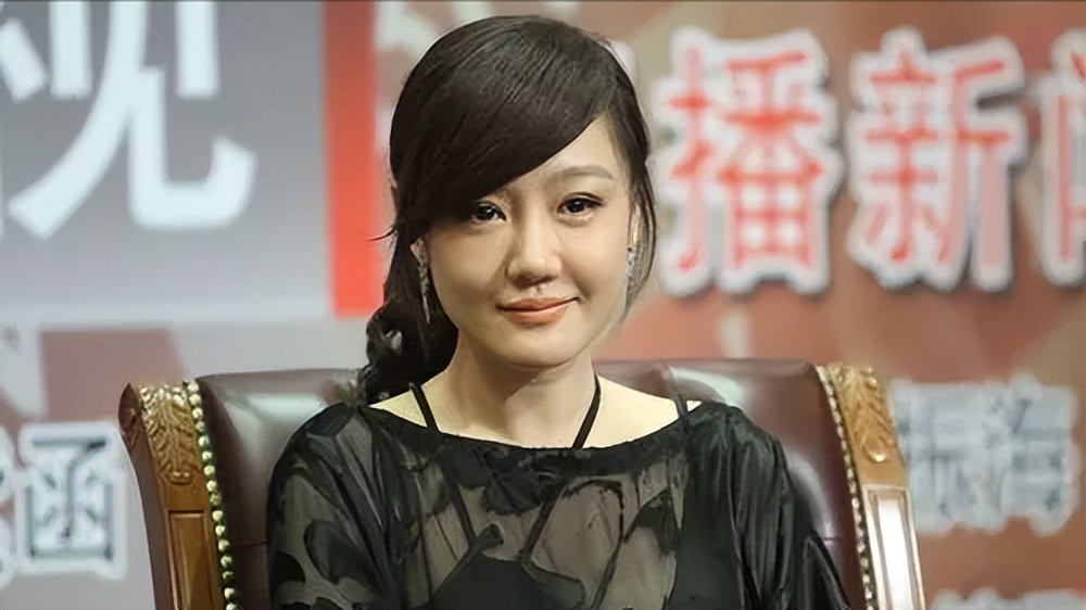 Being praised profusely by Zhang Yi, Hu Ge's mood is hard to appease ...