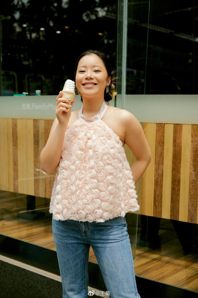 "All the way to the sun" Tian Rong kept crying, who hasn't struggled ...