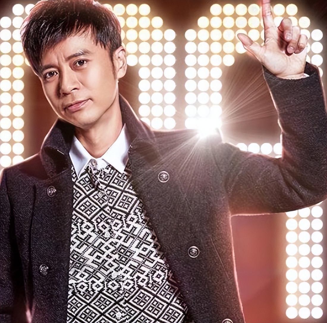 "Look at people with their nostrils"! How arrogant is Hacken Lee? Anita ...