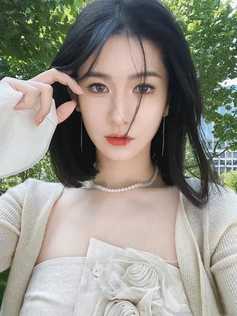 "Male star sniper" Wanwan's melon, Li Yifeng is not the only male star ...