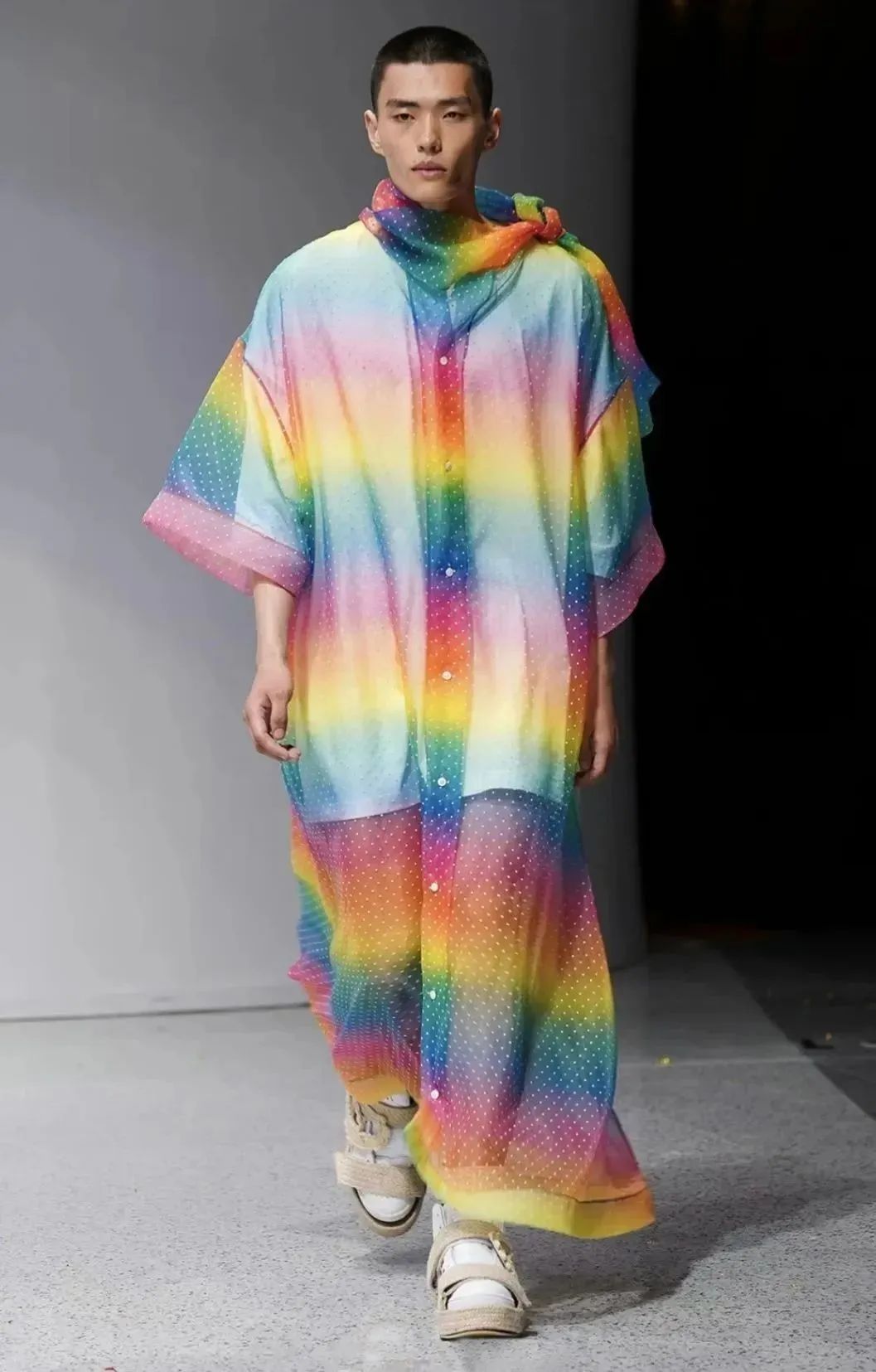 Among Chinese designers, he can still play - iNEWS