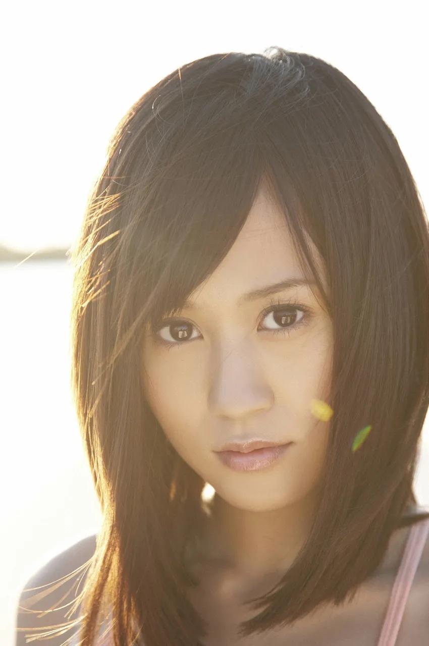 Atsuko Maeda's beautiful picture - iMedia