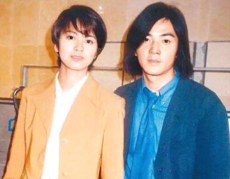 Gigi Leung finally returned to Hong Kong!The foreign husband jumped ...