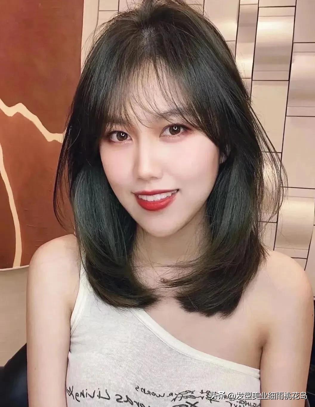 Only dyed but not permed "clavicular hair" - iNEWS