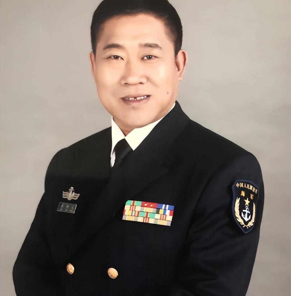 10 stars with super high military ranks, Sun Li saw Zhang Yi actually ...