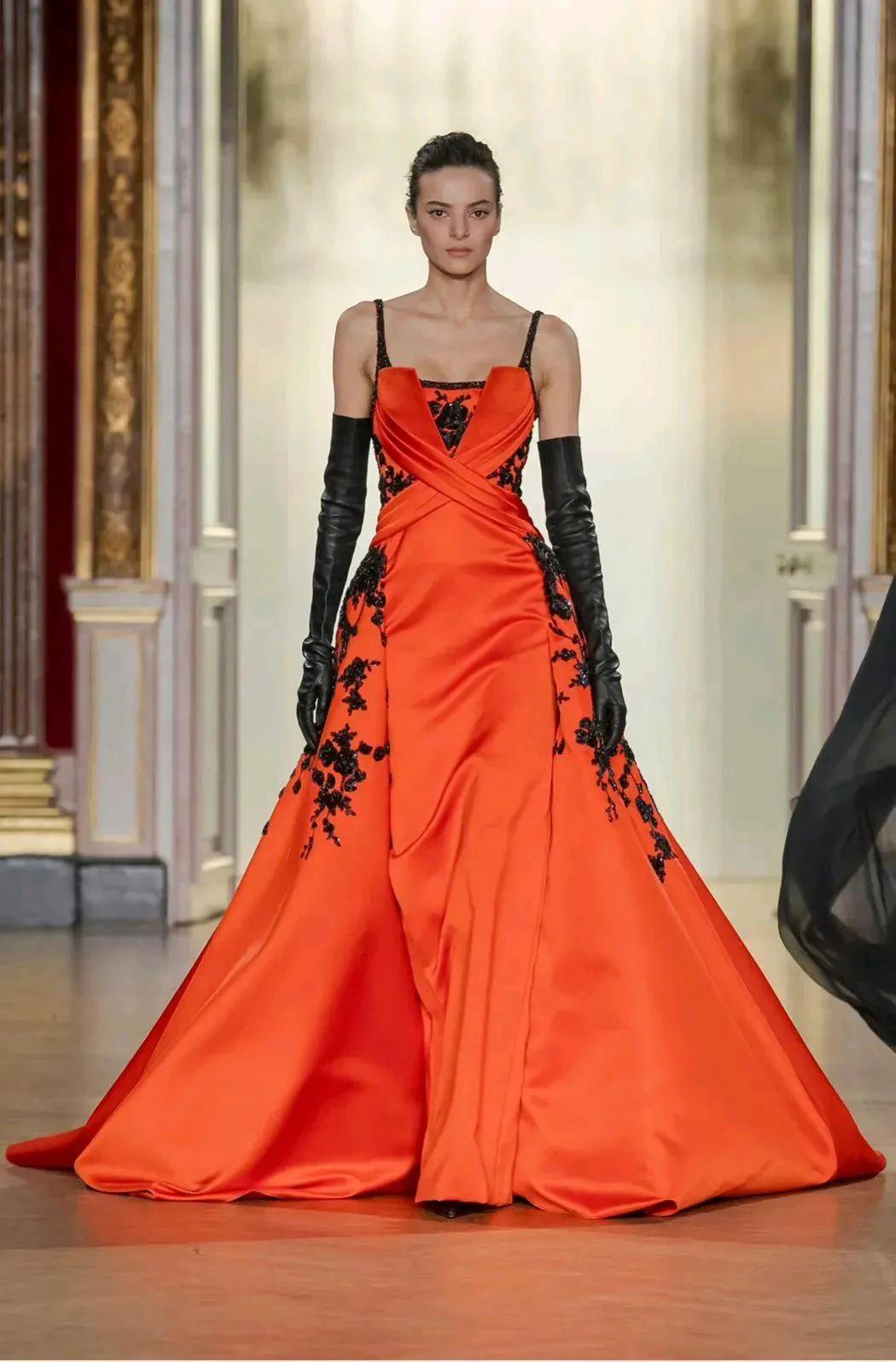 The world's first wear of the high-definition show, Di Lieba is really ...