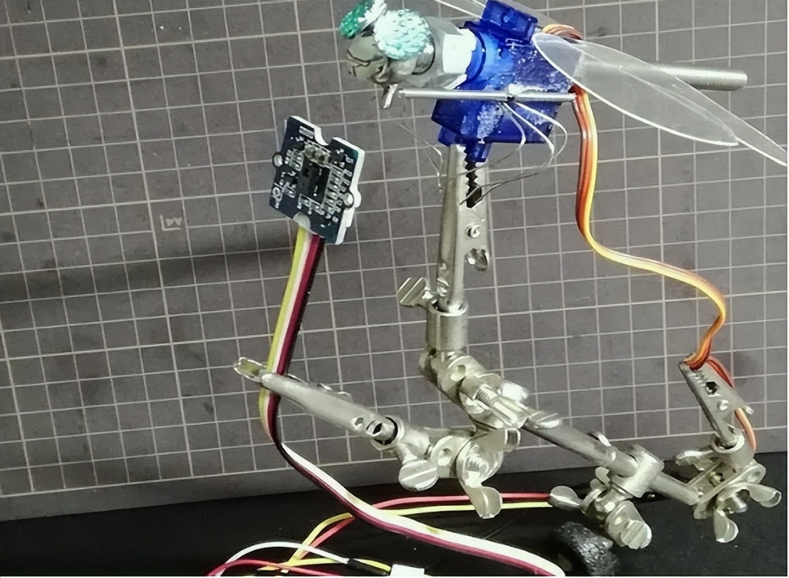 Learning from animals, why is the design of dragonfly bionic wings so ...