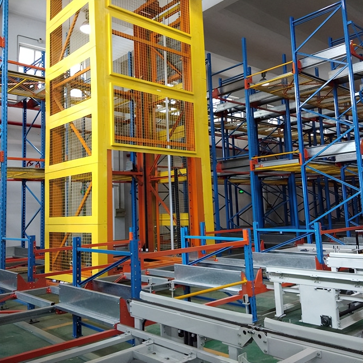 How does the automated three-dimensional warehouse realize automatic ...