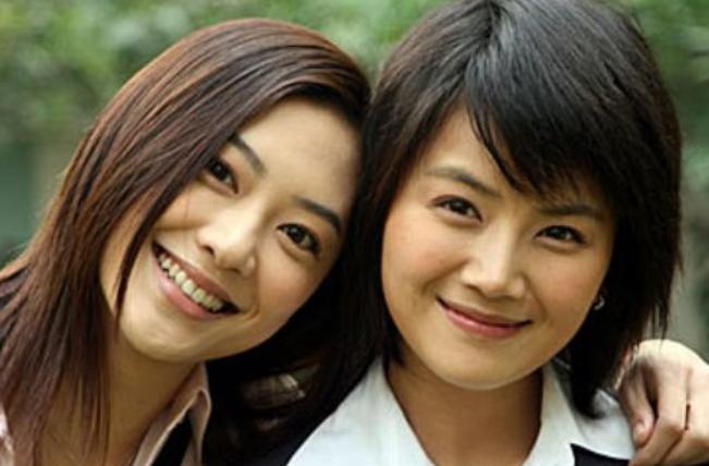 She is Chen Sicheng's ex-girlfriend, she looks exactly like Liu Tao ...