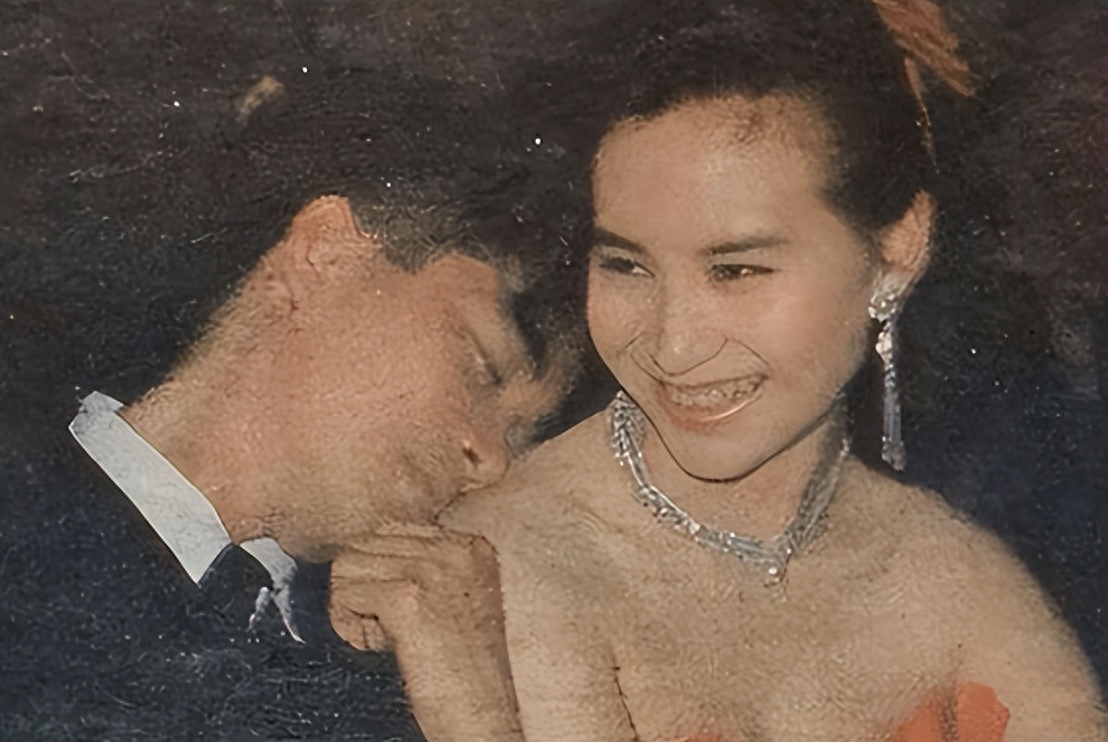 There are thousands of scumbags in the world, but they are afraid of Li Jiaxin. Xu Jinheng has ...