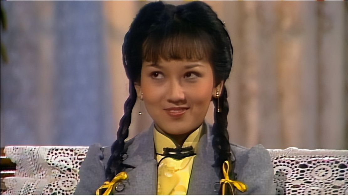 Zhou Runfa knelt down to thank Zheng Shaoqiu! Feng Chengcheng was ...