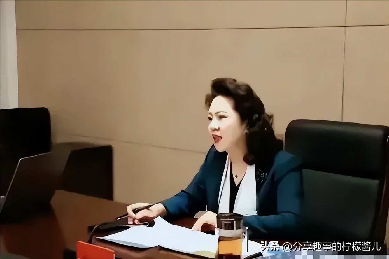 Li Shaoli's promotion path was picked up, and her husband's information ...