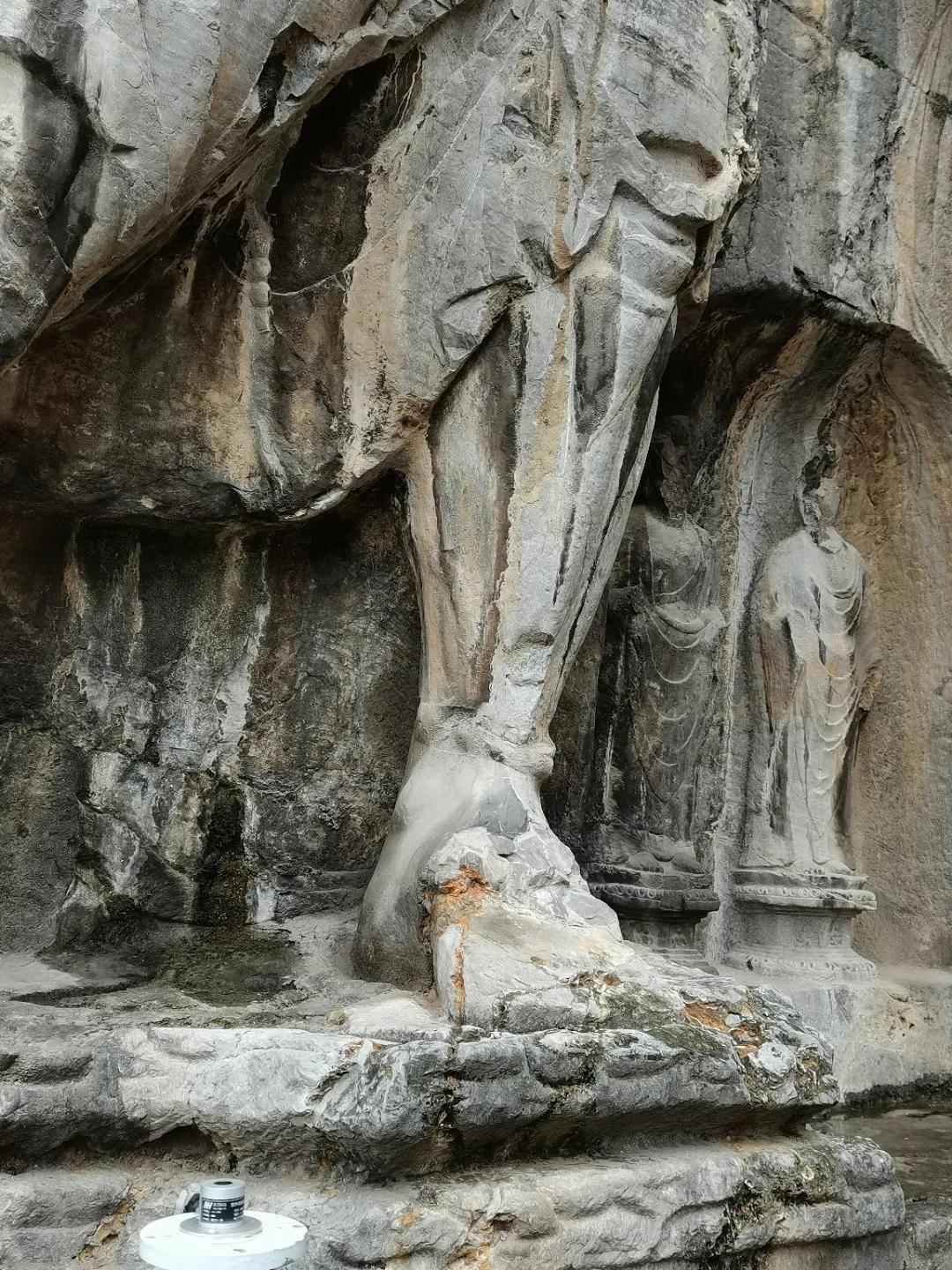 Yique, as soon as I see the Dragon Gate - iNEWS