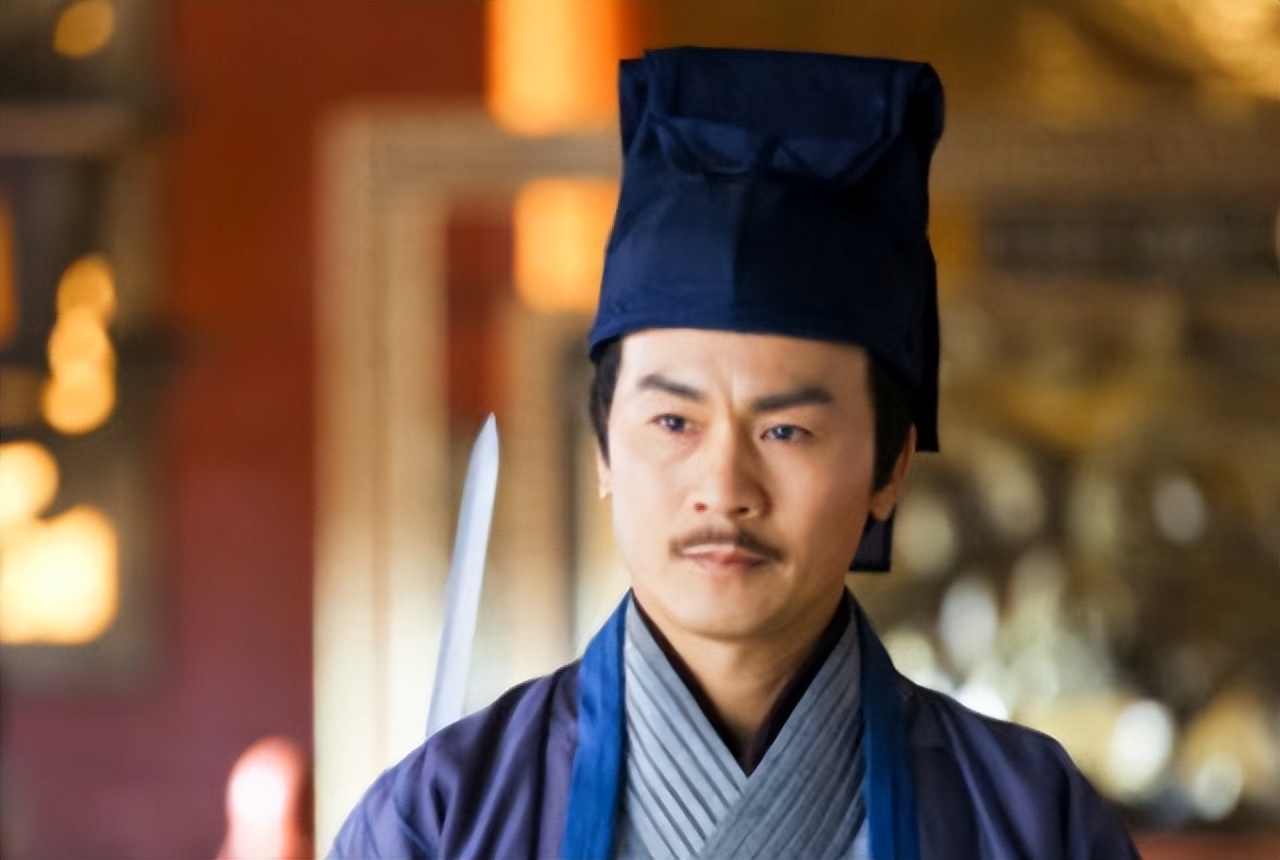 Feng Qingyang is so strong, why not get rid of Yue Buqun and take back ...